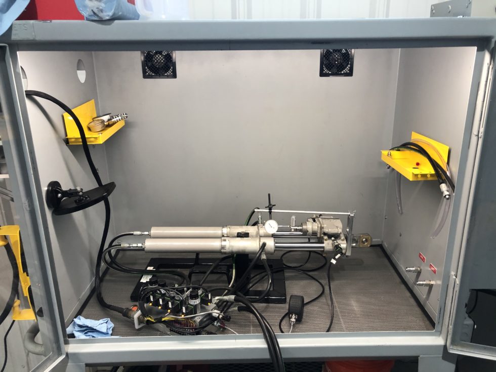 Upper Boost Actuators - CH-47D Aerial Firefighting | Billings Flying ...